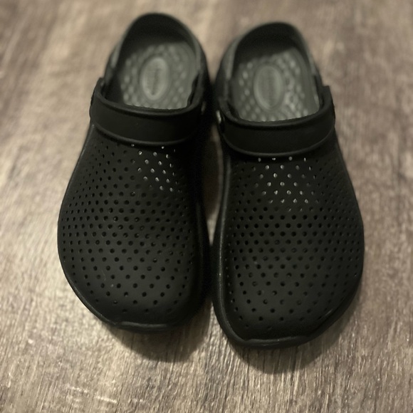 CROCS | Shoes | Crocs Literide Size Womens 6 Mens 4 Vguc Black | Poshmark